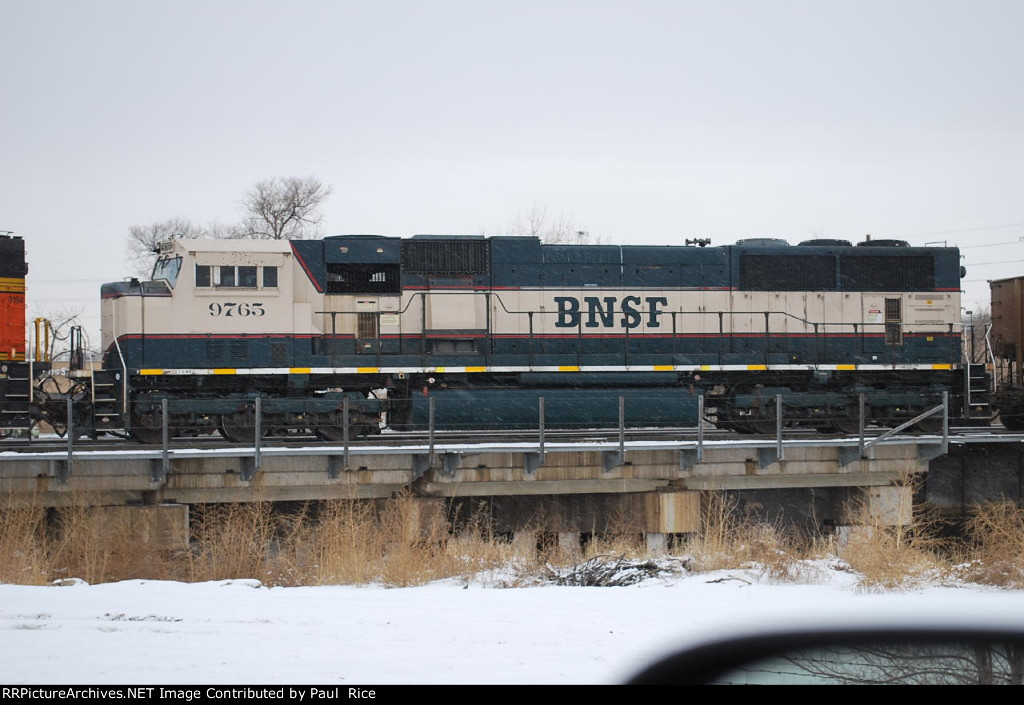 BNSF 9765
